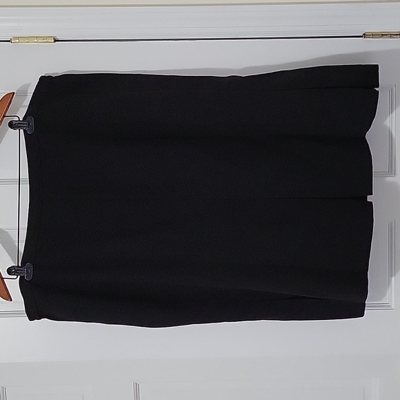 Jones Studio | Skirts | Jones Studio Pleated Skirt | Poshmark
